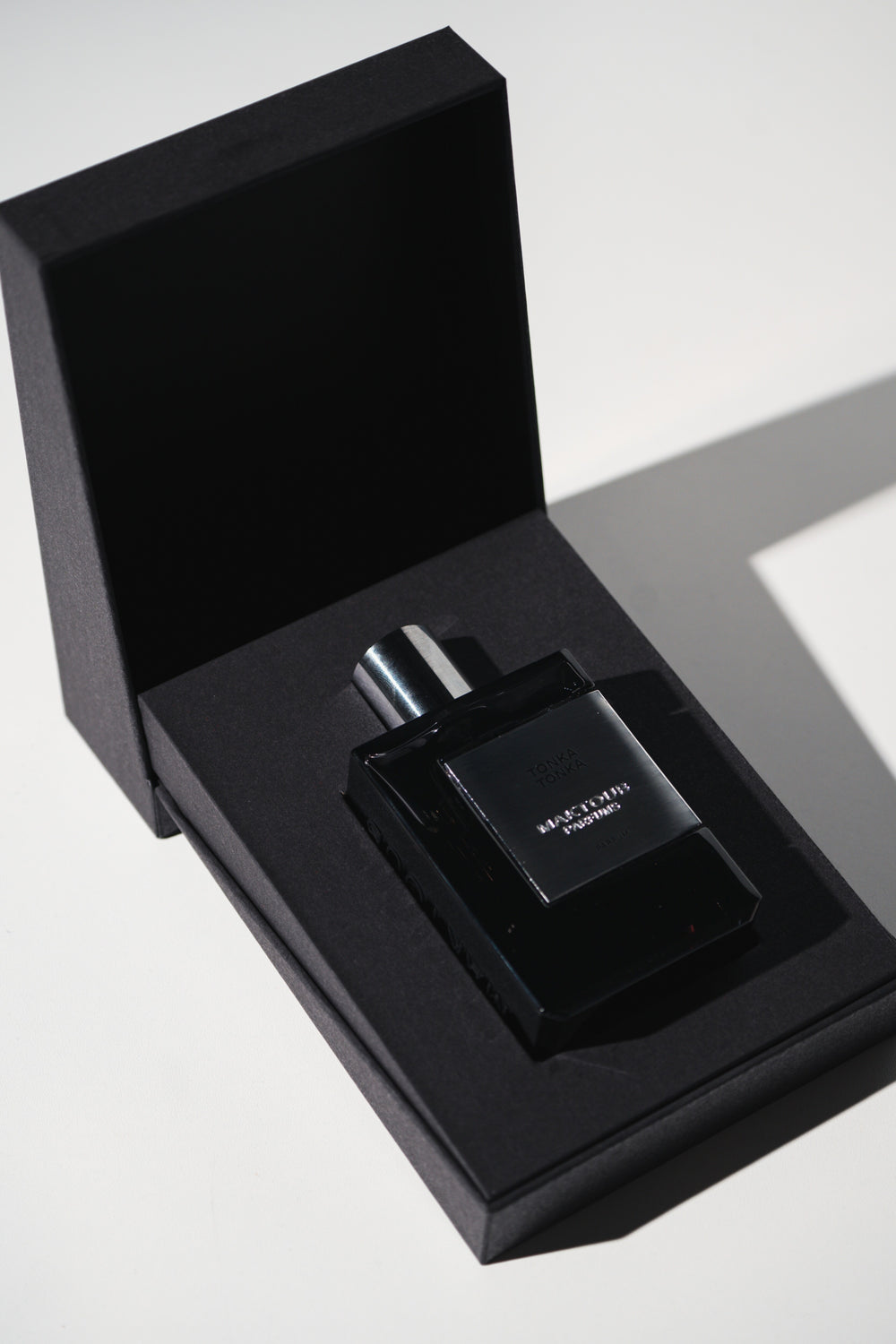 Maktoub Parfums | Dubai's Luxurious Perfume Collection by Karim Baki